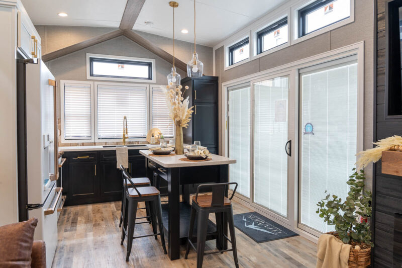 7 Series Photo Gallery | Elevation Park Model Company