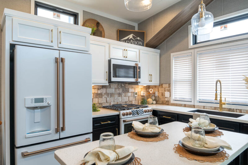 7 Series Photo Gallery | Elevation Park Model Company