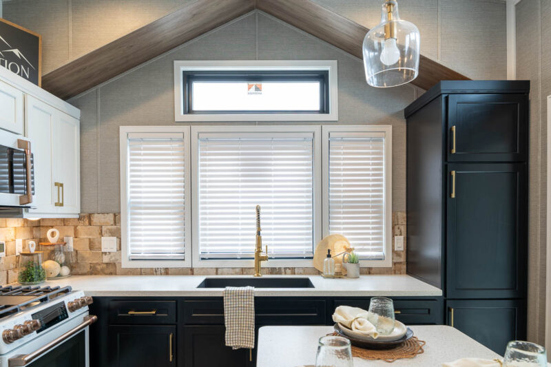 7 Series Photo Gallery | Elevation Park Model Company