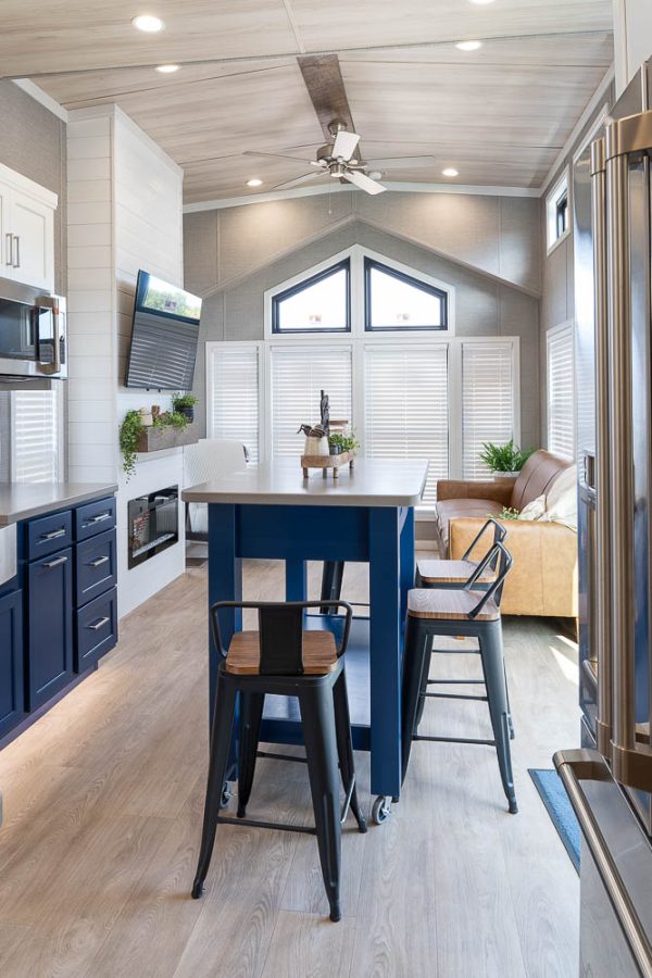 7 Series Photo Gallery | Elevation Park Model Company